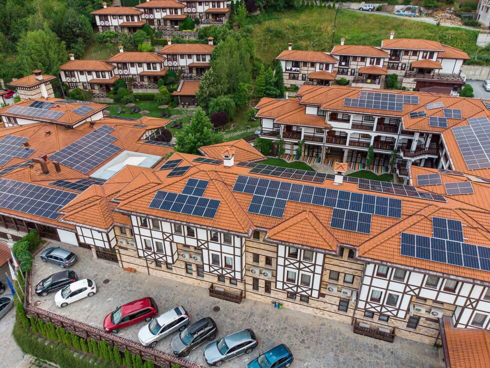 4 vantagens da energia solar para hotel! - Solarprime